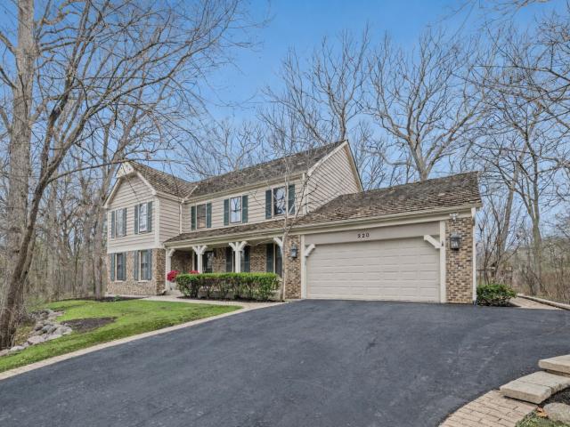 220 Dover Cir, Lincolnshire, IL 60045 | MLS #12631 | Compass
