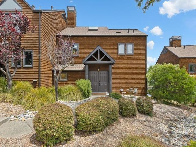 220 Donahue St, Sausalito, CA 94965