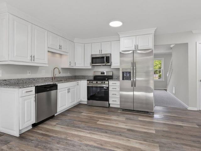 220 Drummonds WAY