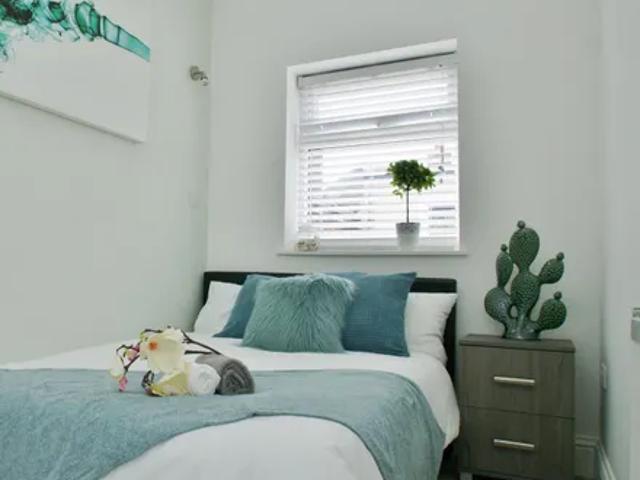 220 Du Cane Road, London, W12 0BJ, United Kingdom | Room for rent #154588641 | Rentberry