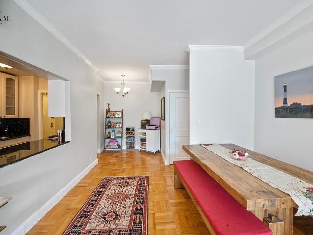 220 E 54th Street 12 H