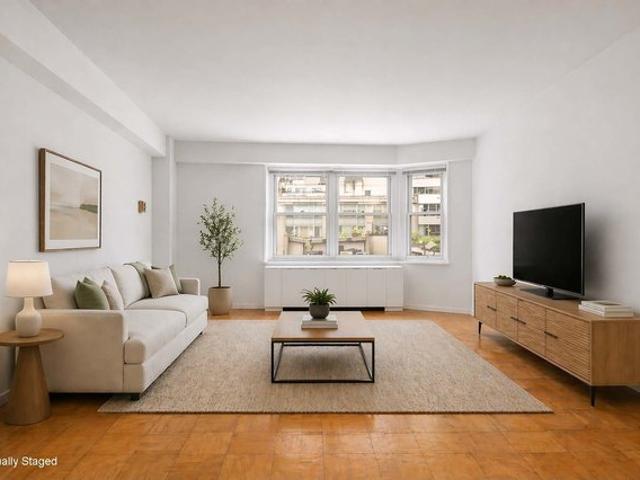 220 E 60th St Apt 6J, New York, NY 10022