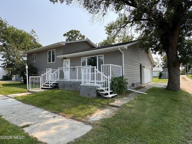 220 E 10th Ave, Webster, SD 57274