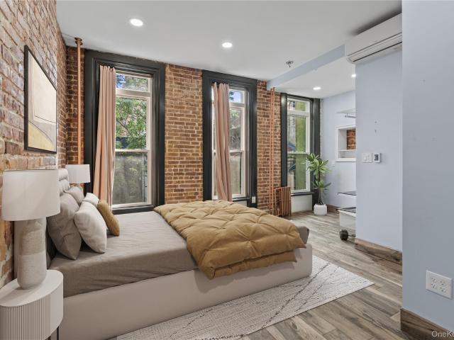 220 E 116th Street 3rd Floor