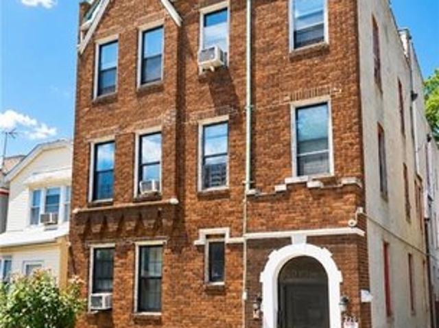 220 E 35th St, Brooklyn, NY 11203