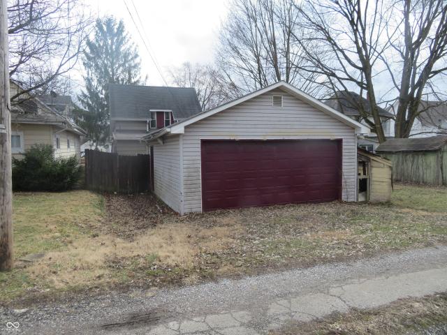 220 E Monroe St, Alexandria, IN 46001 | MLS #22087 | Compass