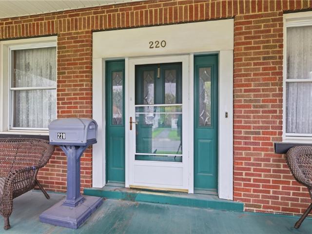 220 E Sheridan Ave