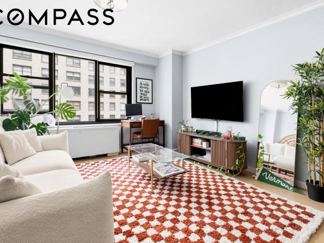 220 East 57th Street, New York, NY