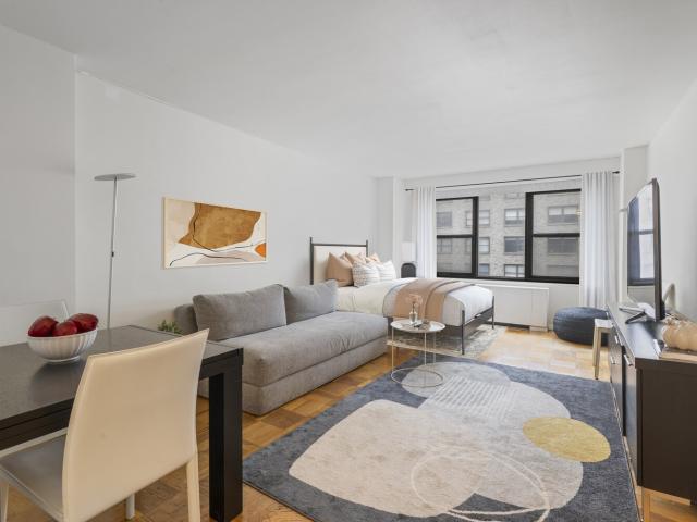 220 East 57th Street, New York, NY