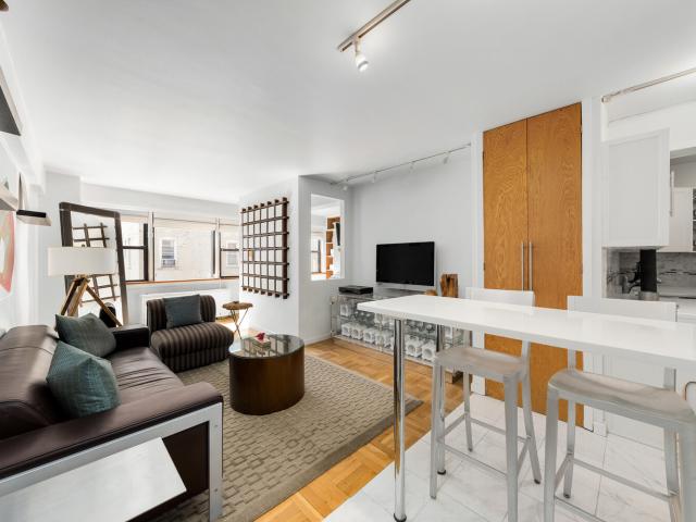220 East 67th Street, New York, NY