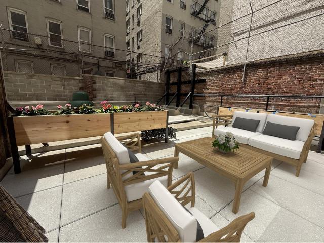 220 East 67th Street, New York, NY