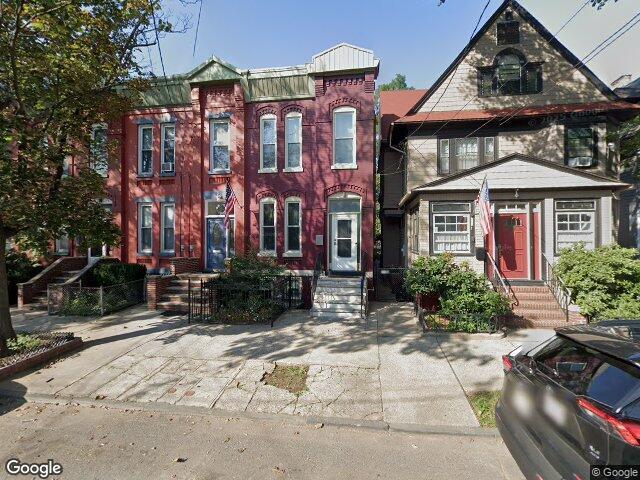 220 Ege Ave, Jersey City, NJ 07304