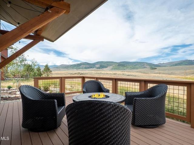 220 Elk Track Cir, Granby, CO 80446