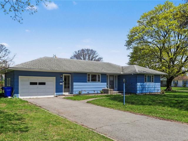 220 Ellington Road