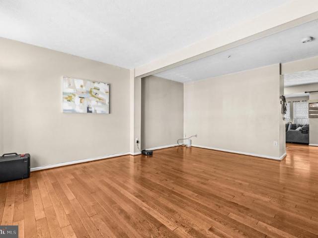 220 Foxtree Drive