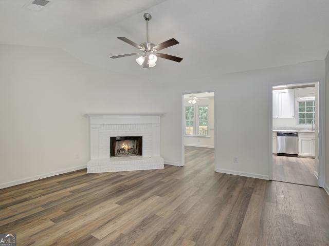 220 Fontaine Way