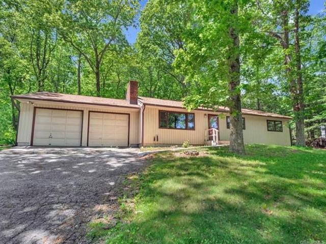 220 Farmdale Rd, Watertown, CT 06795