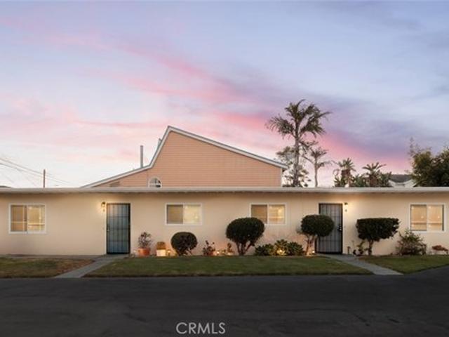 220 Knox, Costa Mesa, CA 92627