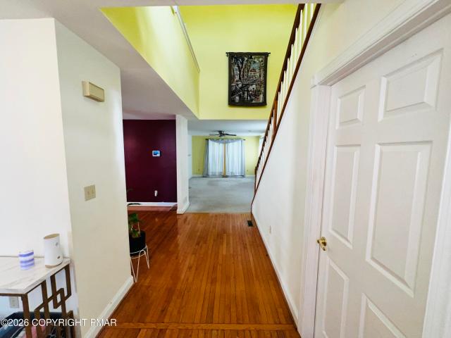 220 Hawthorne Village Court