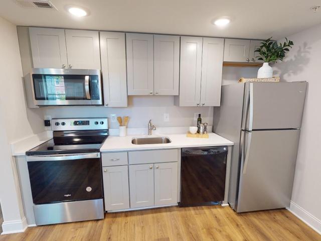 220 Hamilton St NW, Unit 218, Washington, DC 20011 | MLS #DCDC2273