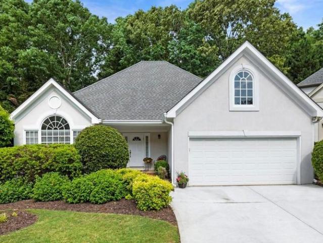 220 Harbour Ridge Ct, Alpharetta, GA 30005