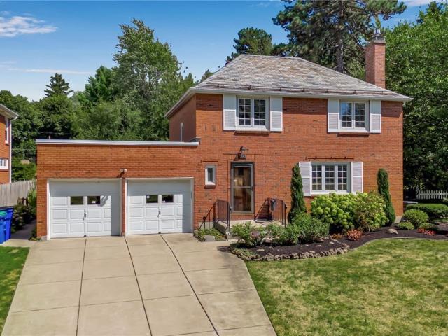 220 High Park Blvd