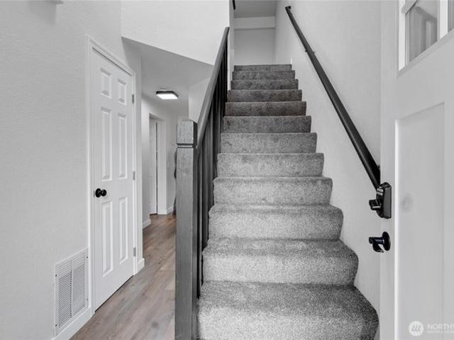 220 Israel Rd SW Apt A3, Tumwater, WA 98501