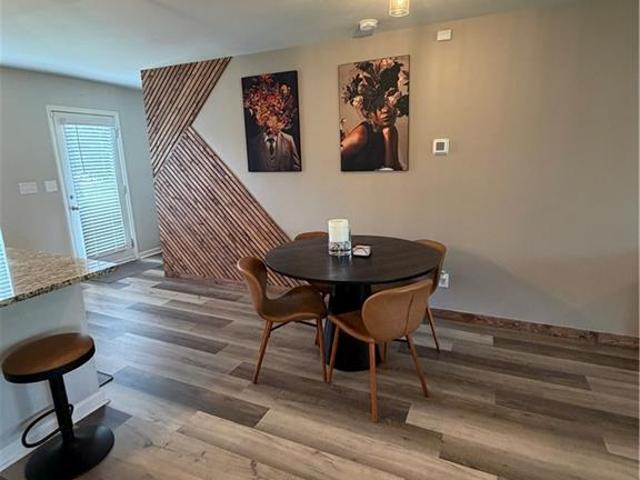 220 Jennah Walk