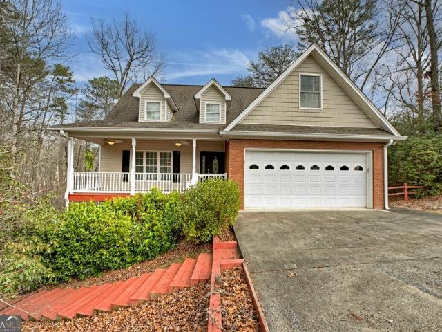 220 Oakridge Lane