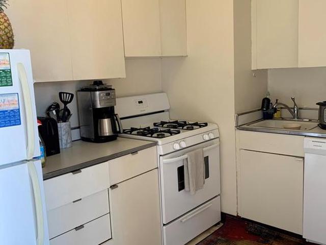 220 Locust Street # 21HS