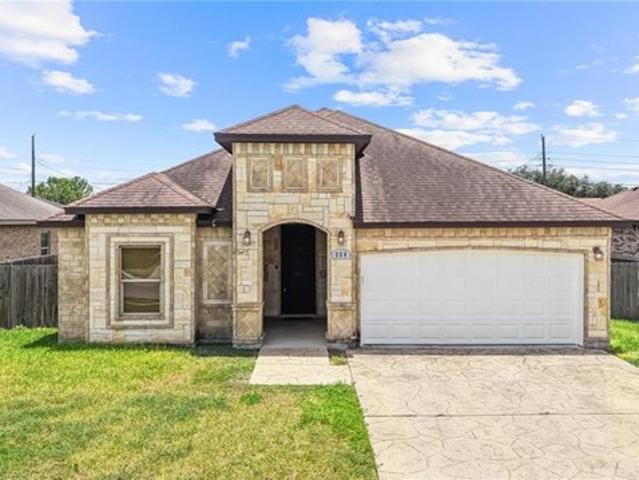 220 Los Laureles Dr, San Juan, TX 78589