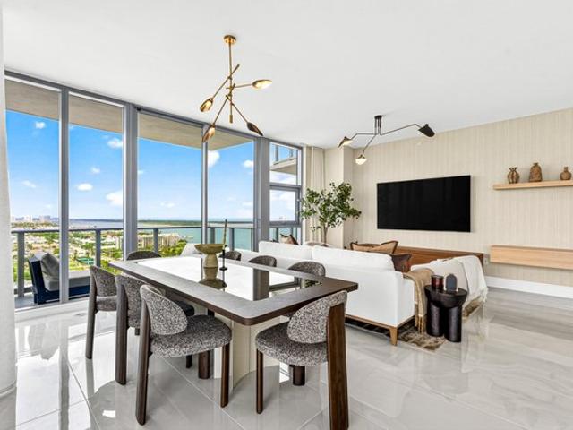 220 Lake Shore Dr Apt 2023, Lake Park, FL 33403