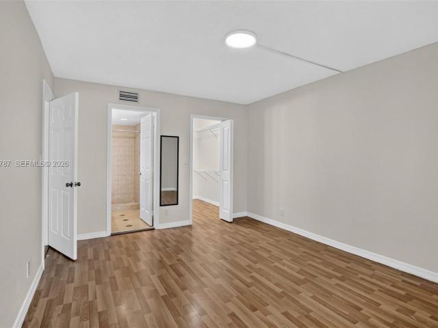 220 Lakeview Dr, Unit 210, Weston, FL 33326 | MLS #A12047