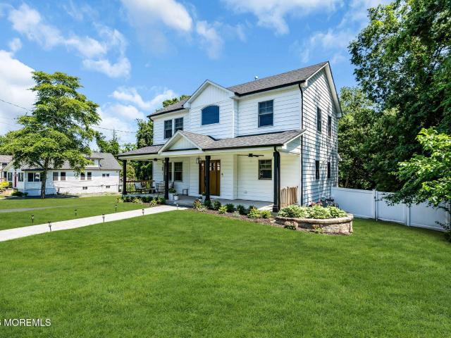 220 Lakewood Road