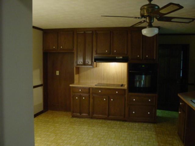220 Lantern Ridge Court