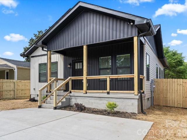 220 Lincoln Street SW