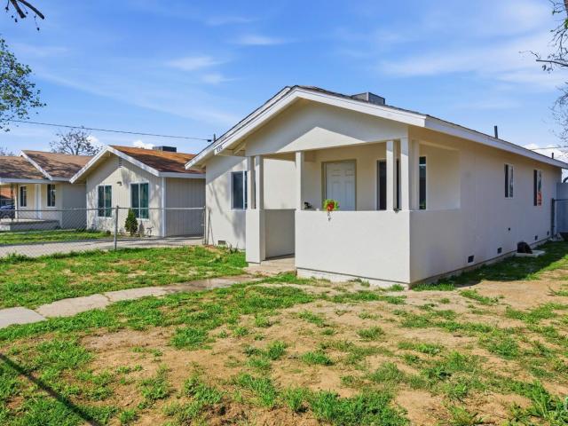 220 Moneta Avenue