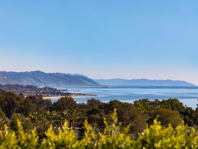 220 Montecito Ranch Ln, Summerland, CA 93067 | MLS #26 126