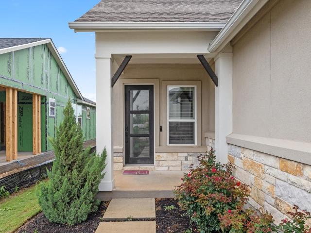 220 Monterey Oak Trl