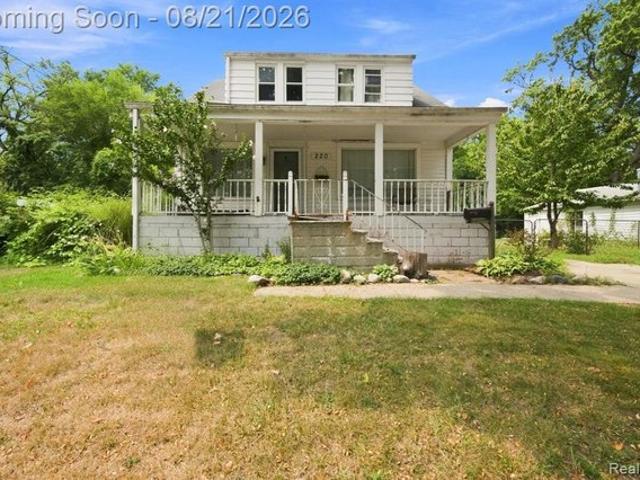 220 Magnolia Dr, Inkster, MI 48141