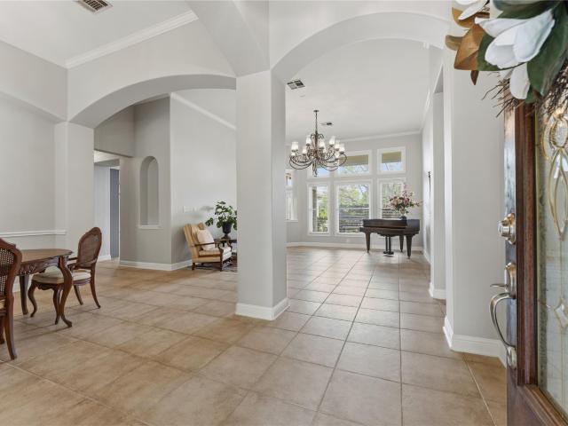 220 Mallet Ct