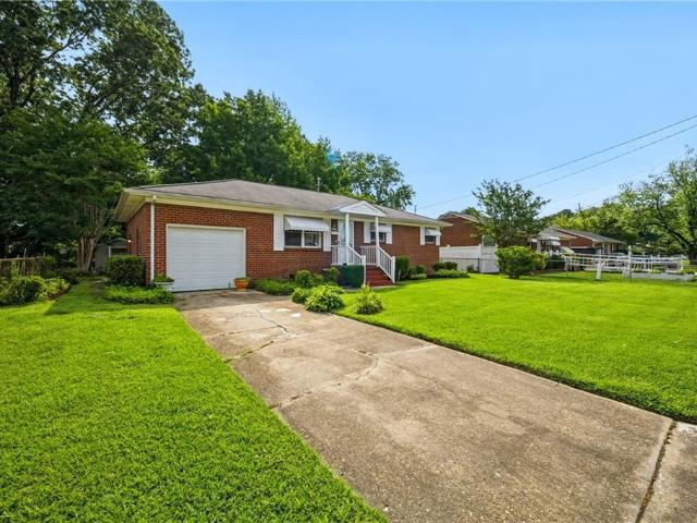 220 Manchester DR