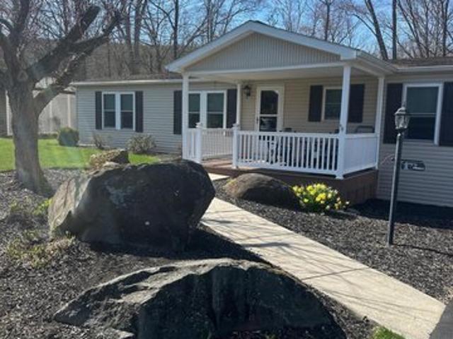 220 Maple Ave, Manheim, PA 17545