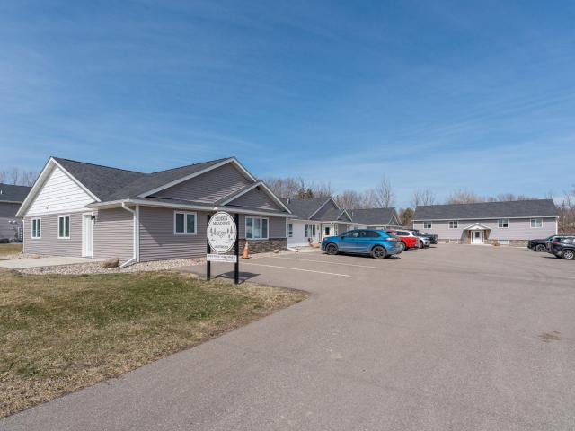 220 Maple Avenue SW