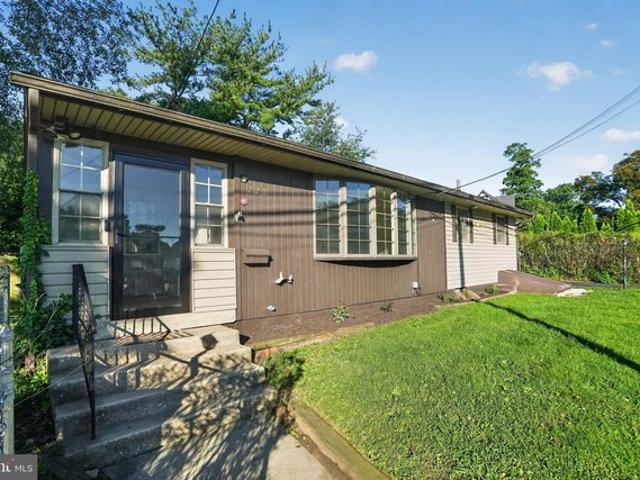 220 McKinley Ave, Norwood, PA 19074