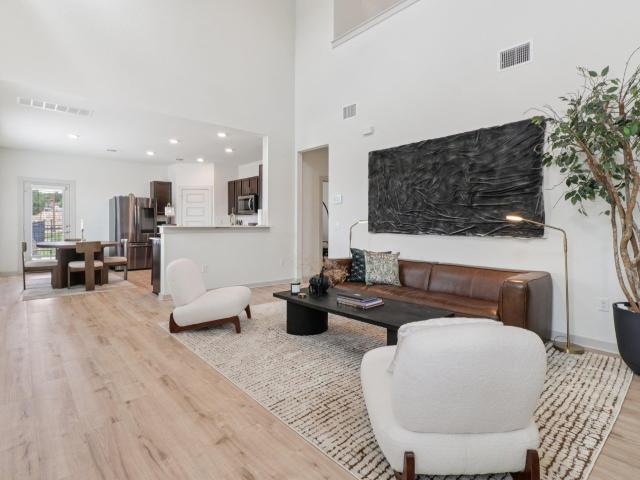 220 Merrick Rd