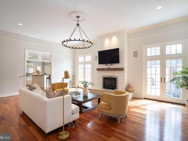 220 Mt Pleasant Drive