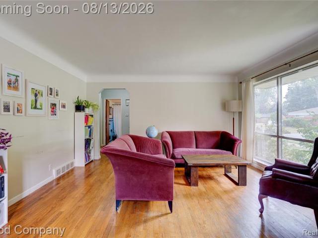 220 N Webik Avenue