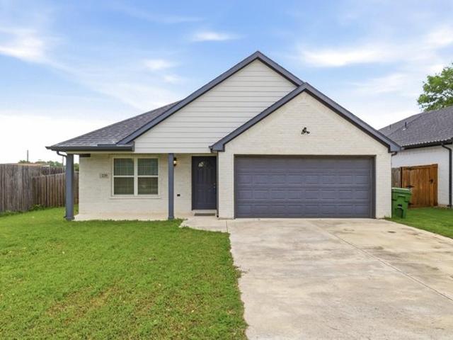 220 N Judd St, White Settlement, TX 76108