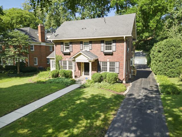 220 N Monroe Street